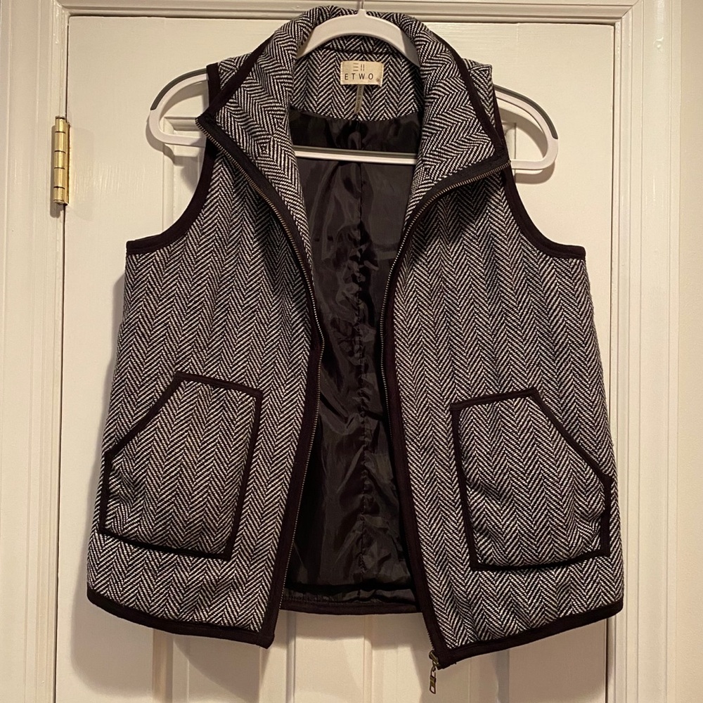 Black White Herringbone Quilted Down Puffer Vest - Gem